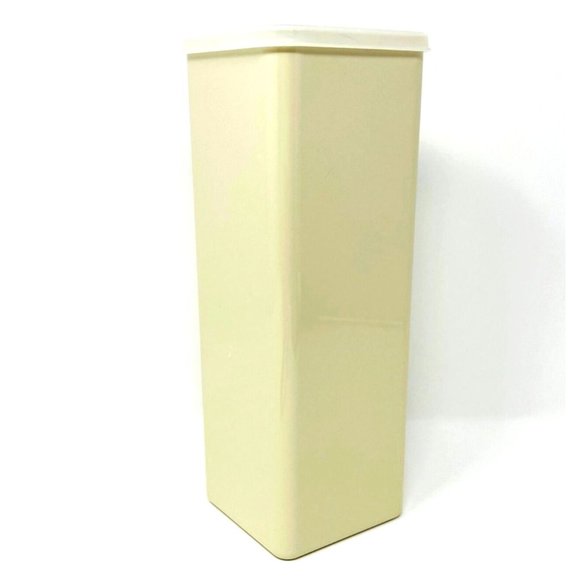 Tupperware | Kitchen | Tupperware Cheese Keeper Slide Out Tray And Seal ...